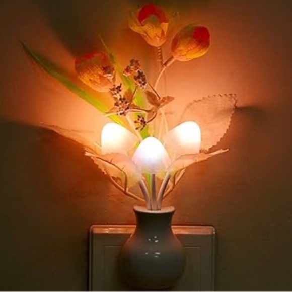 various | Accents | New Orange Whimsical Plug In Tulip Nightlight ...